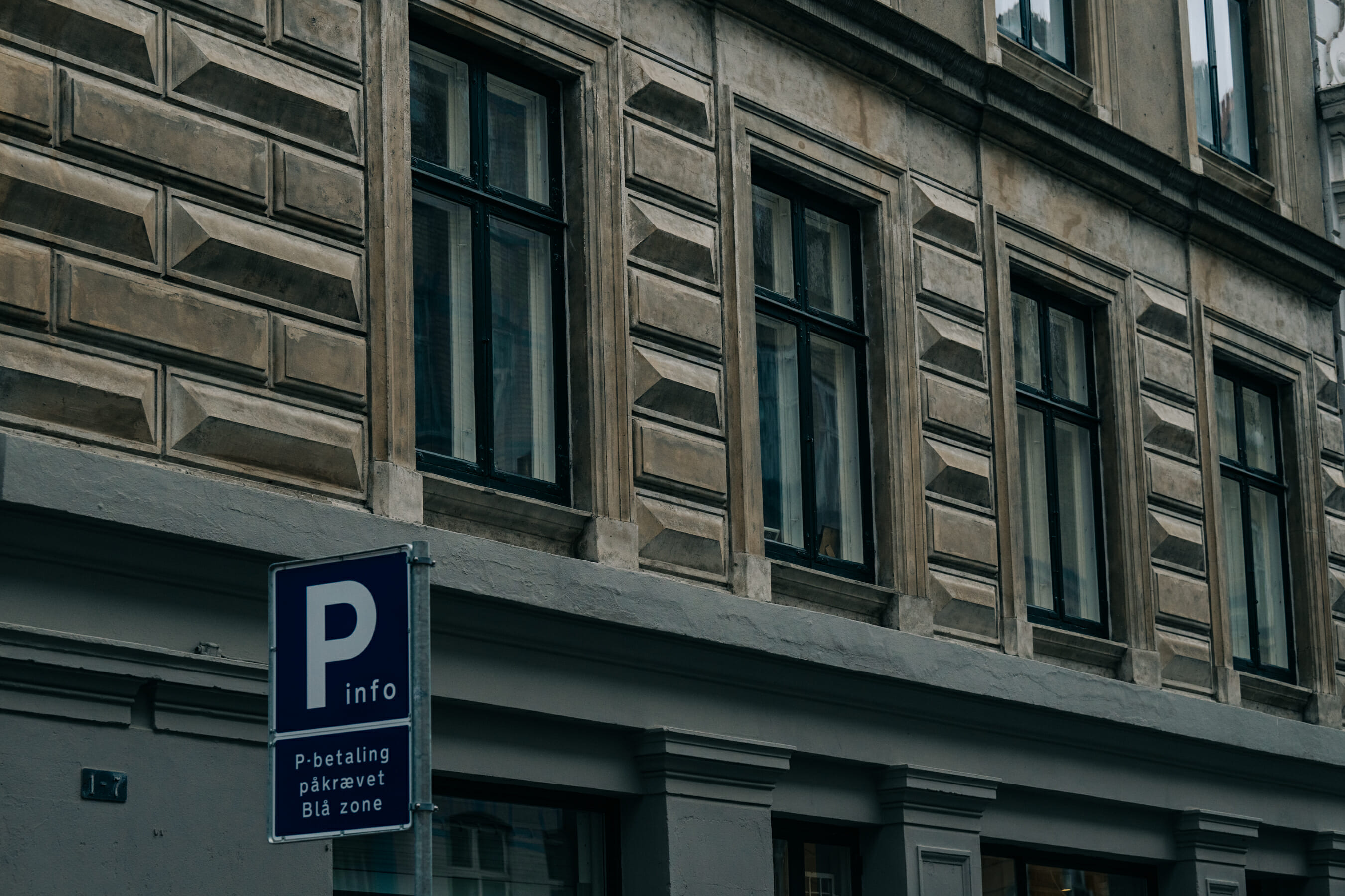 Julie Hyld - Adam Katz Sinding